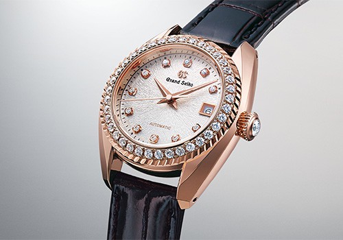 Slimness and performance in perfect balance. The new automatic Grand ...